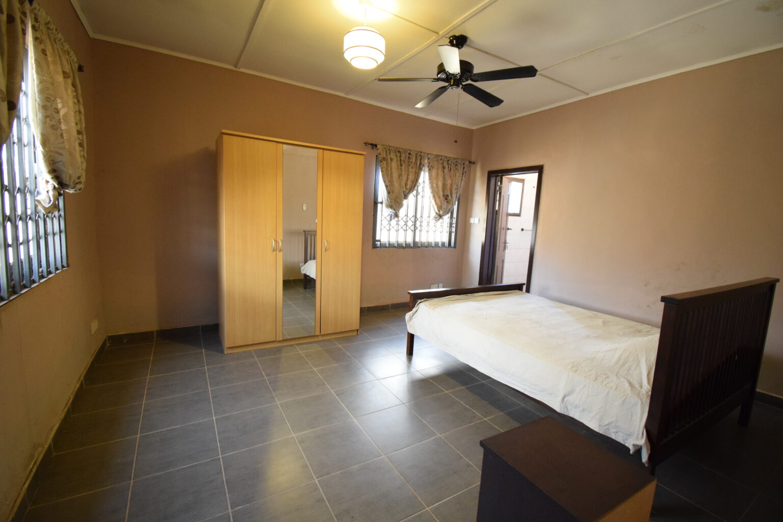 6 Bedroom 4.5 bathroom House – Adenta Housing Accra – TrevlynGH